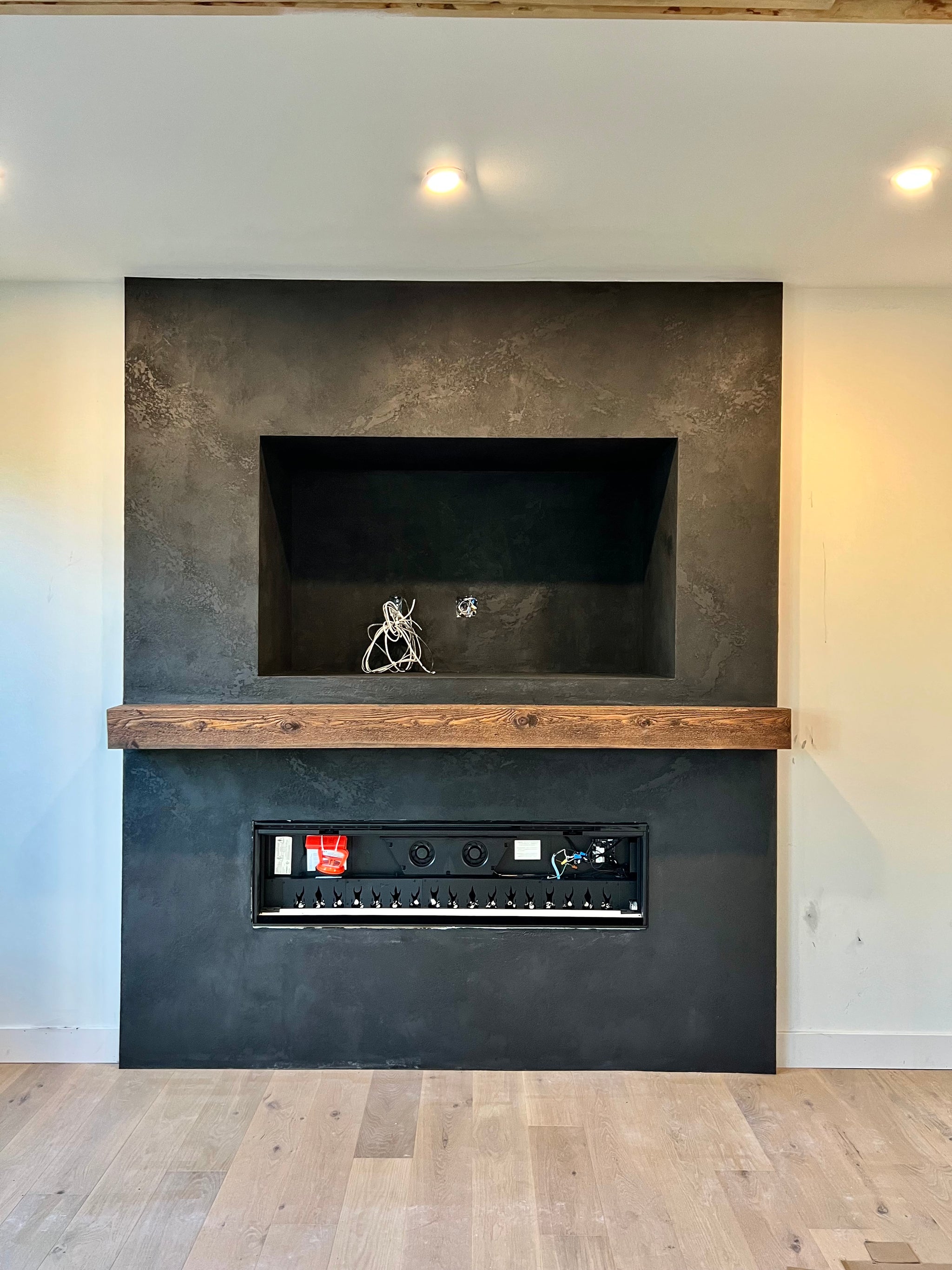 Concrete-look Decorative Venetian Plaster Coarse – 5 Star Finishes Ltd
